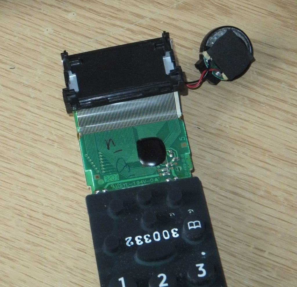 LCD – Simple fix for missing segments | Marc's Blog