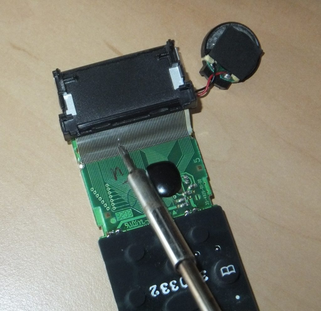 LCD – Simple fix for missing segments | Marc's Blog